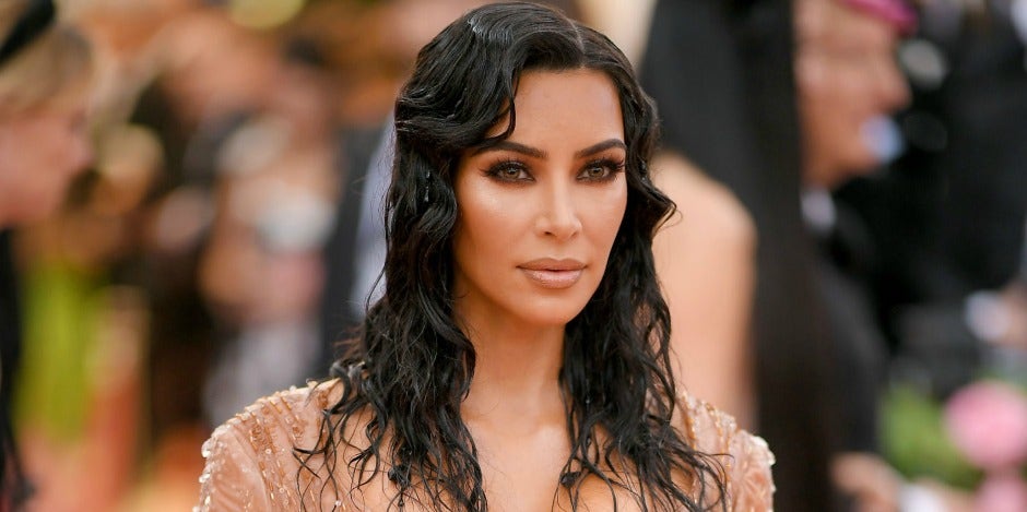 Did Kim Kardashian Have Her Ribs Removed New Details On Her Shockingly